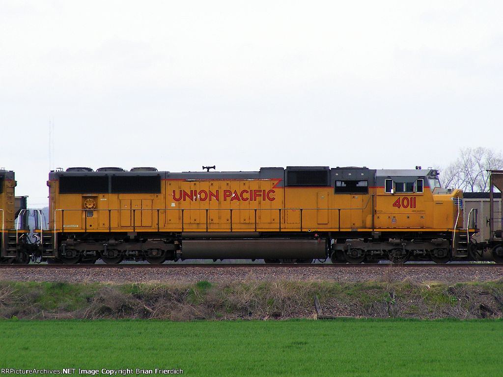 UP 4011
